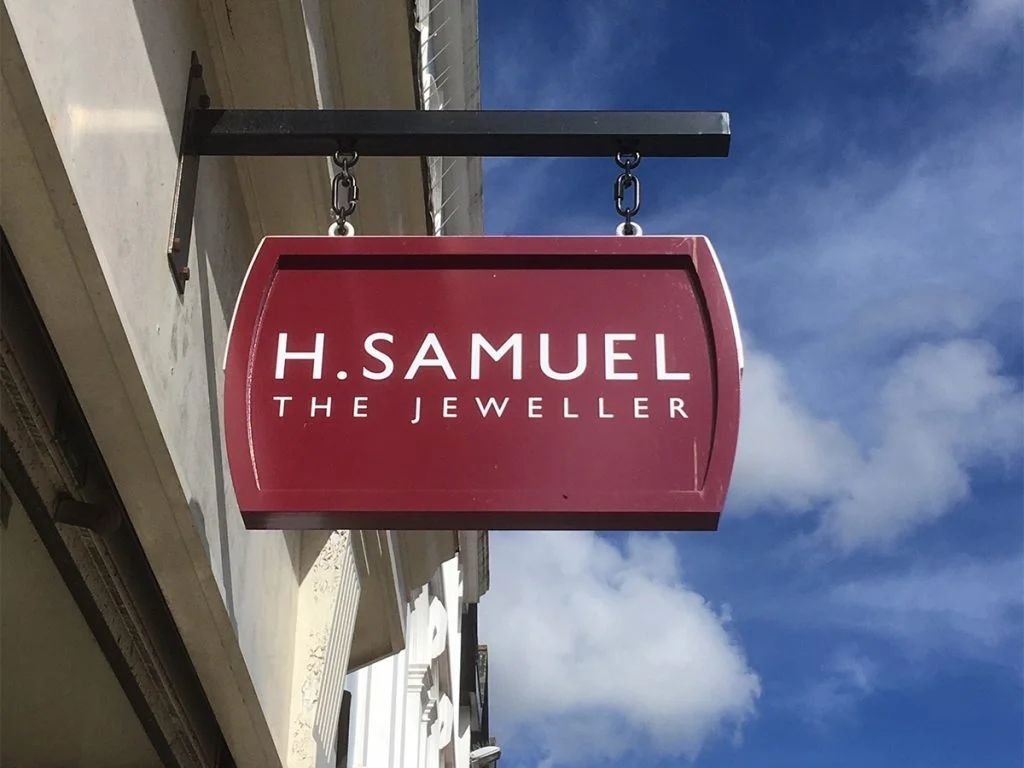 H Samuel - Shopping in Truro